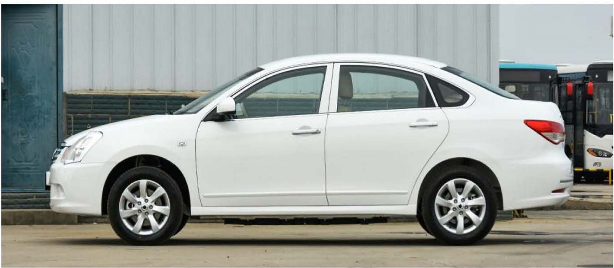 E11 Electric car 405km de rango, velocidad máxima 130km/h – ENERGÍAS ...